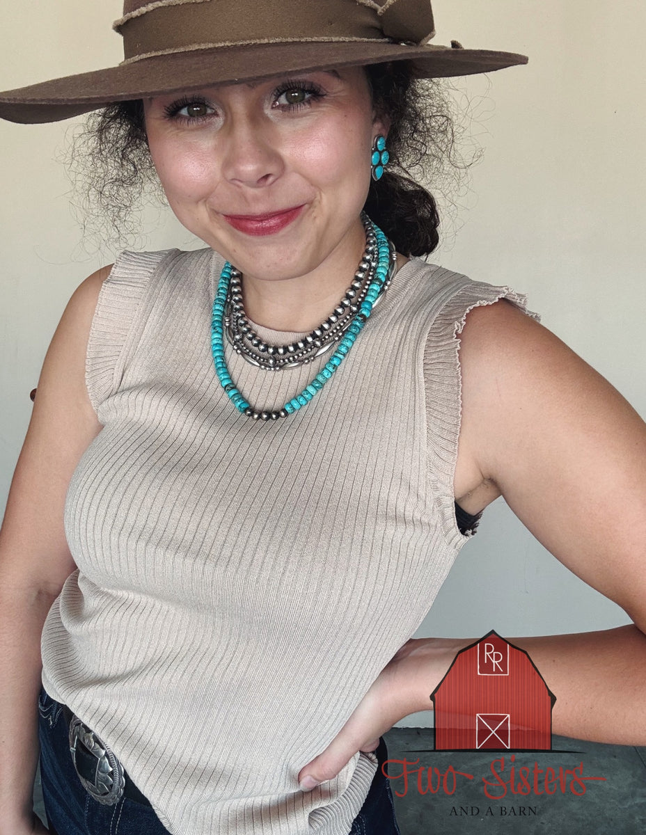 Tammy Tank – Two Sisters and A Barn